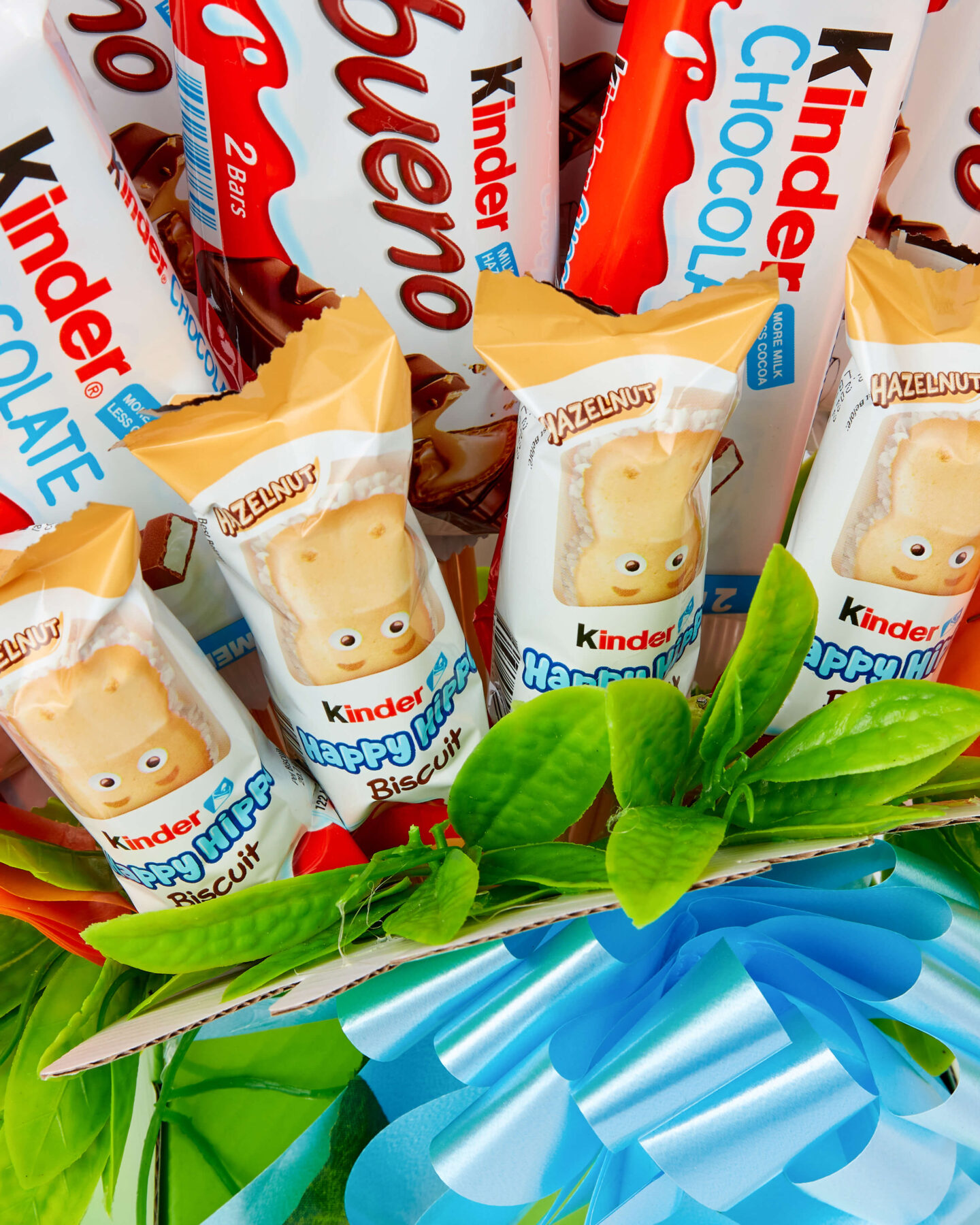 Kinder Bueno Bouquet - GiftAmaze